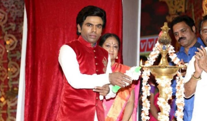 Legend Saravanan Old Photos (Family, Wife, & Real Images)